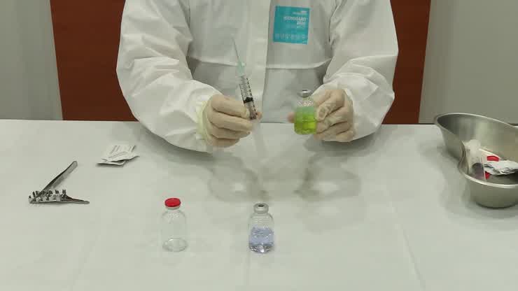 Negative pressure drawing technique- Bubbles removal -Two insertion method